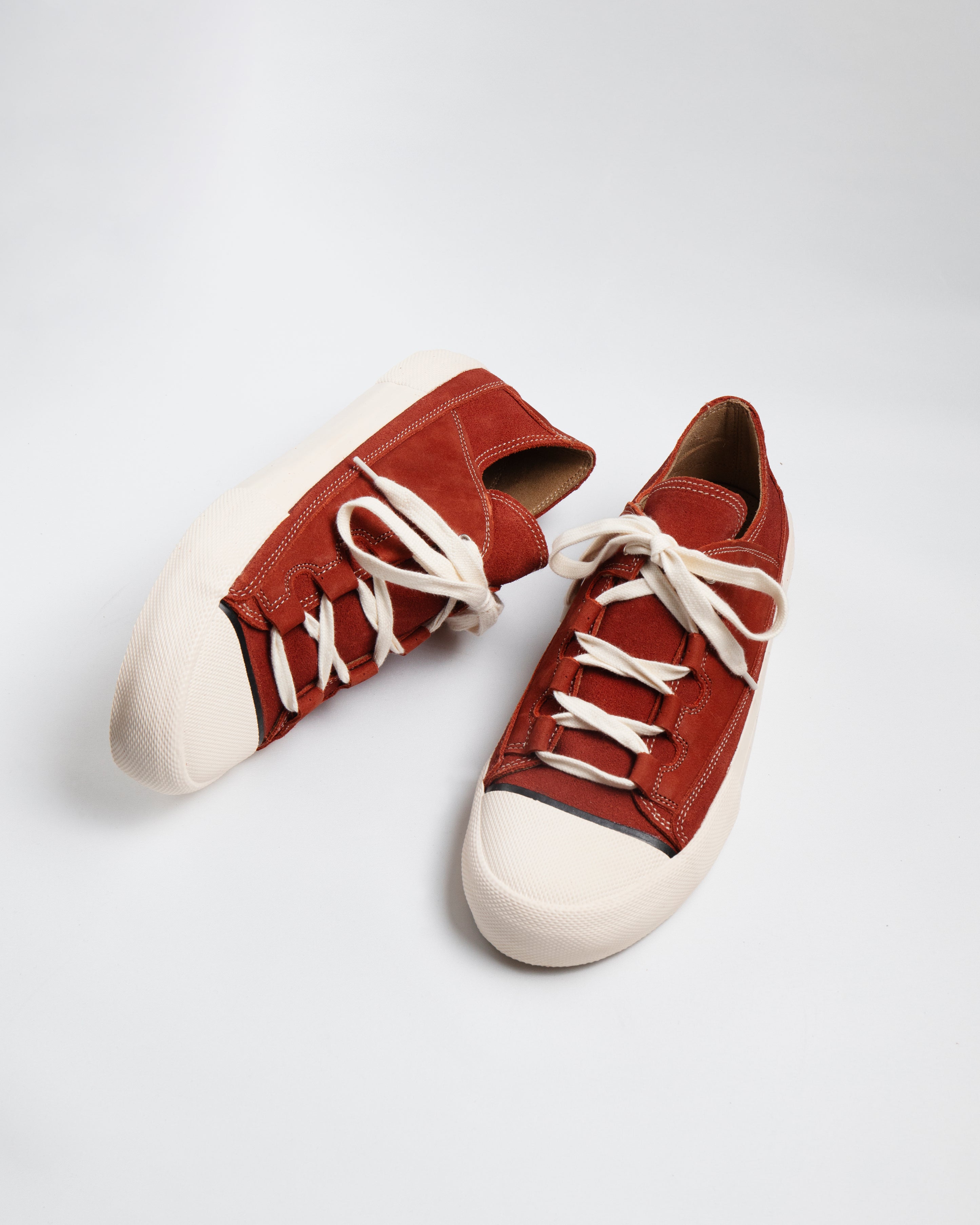 WOLLOW – Wollow Official